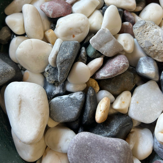 Mix Colours Pebbles 🇹🇷 – Stones4Gardens